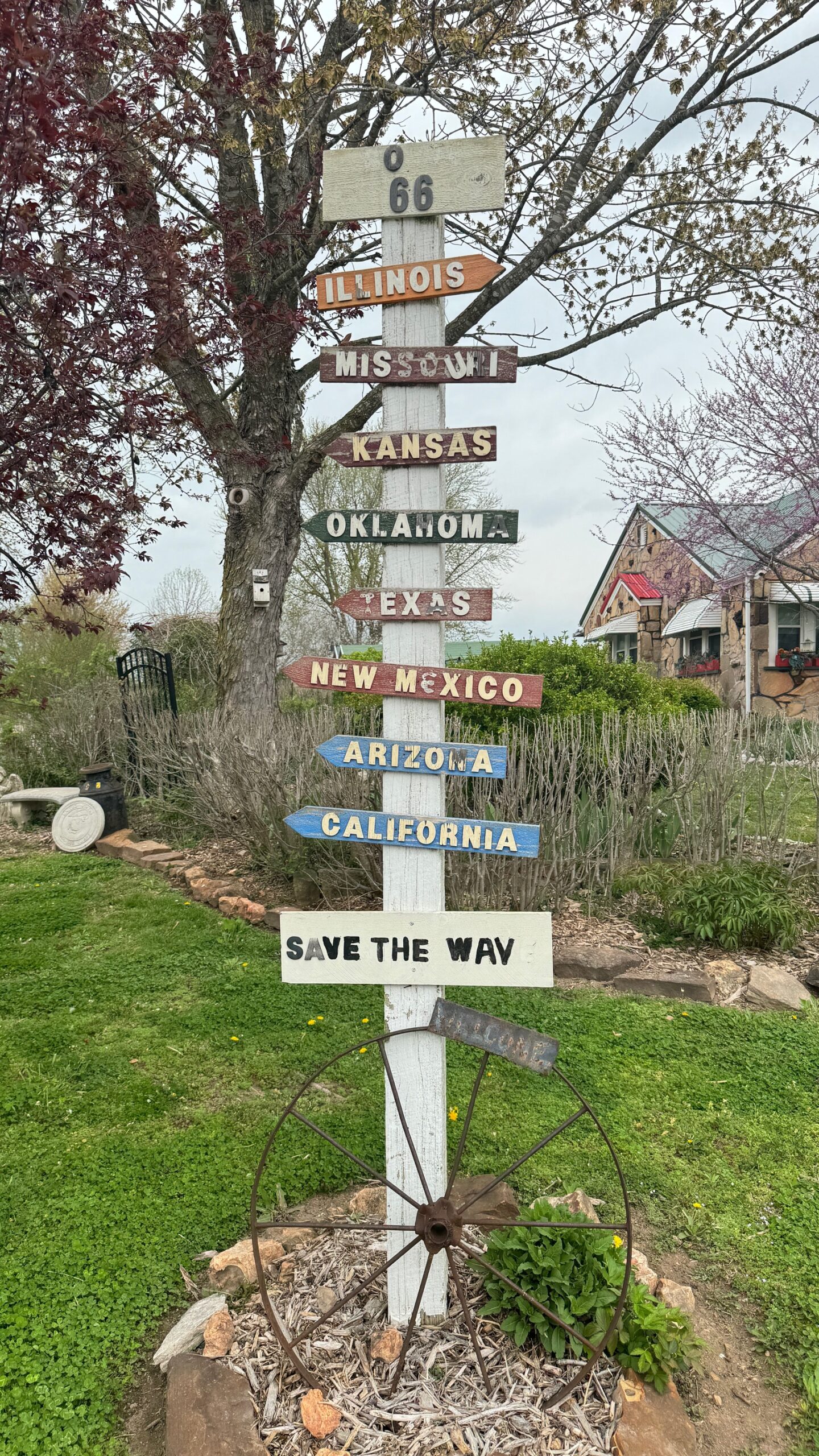 ROUTE 66: THE MOST EPIC ROADTRIP IN THE US - Explore with Angel
